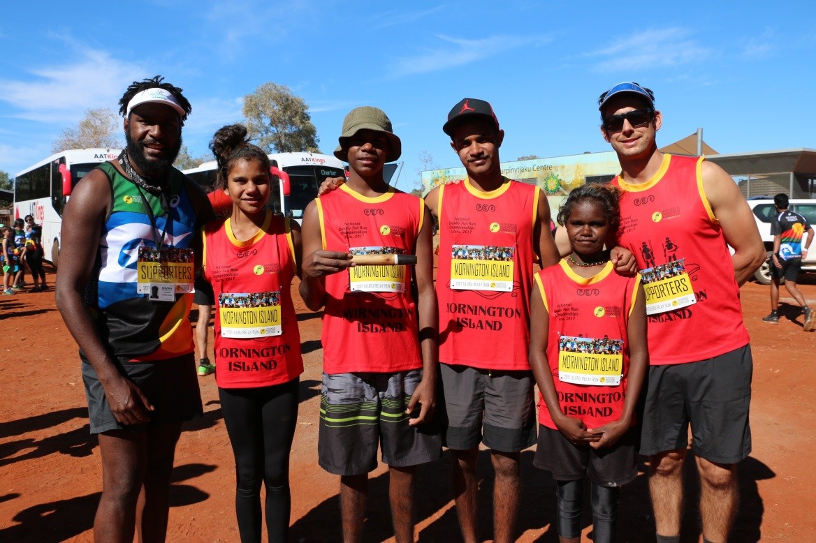 Uluru the stage for National Deadly Fun Run | Indigenous