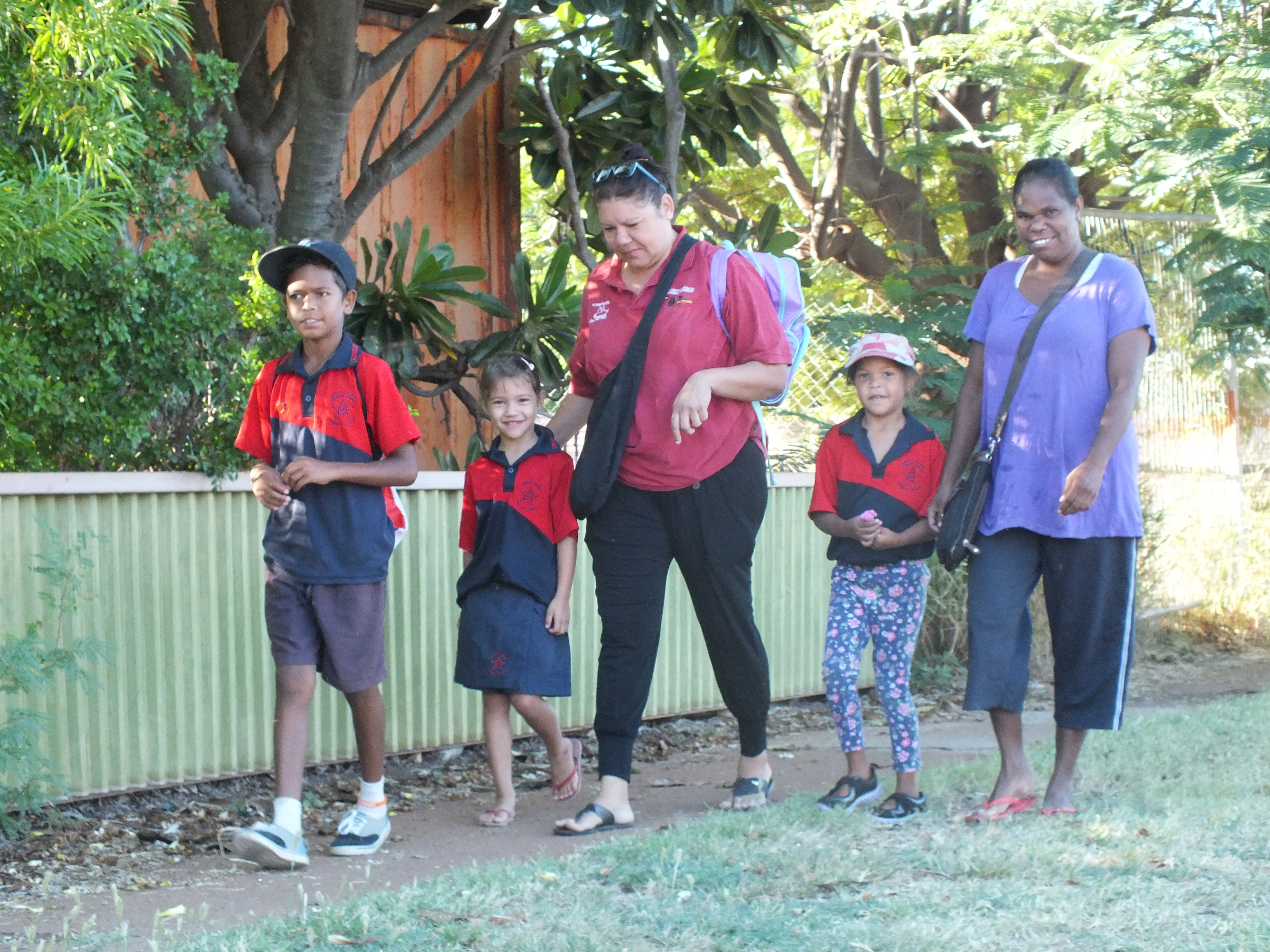 Tennant Creek locals find walking the first step to better school ...